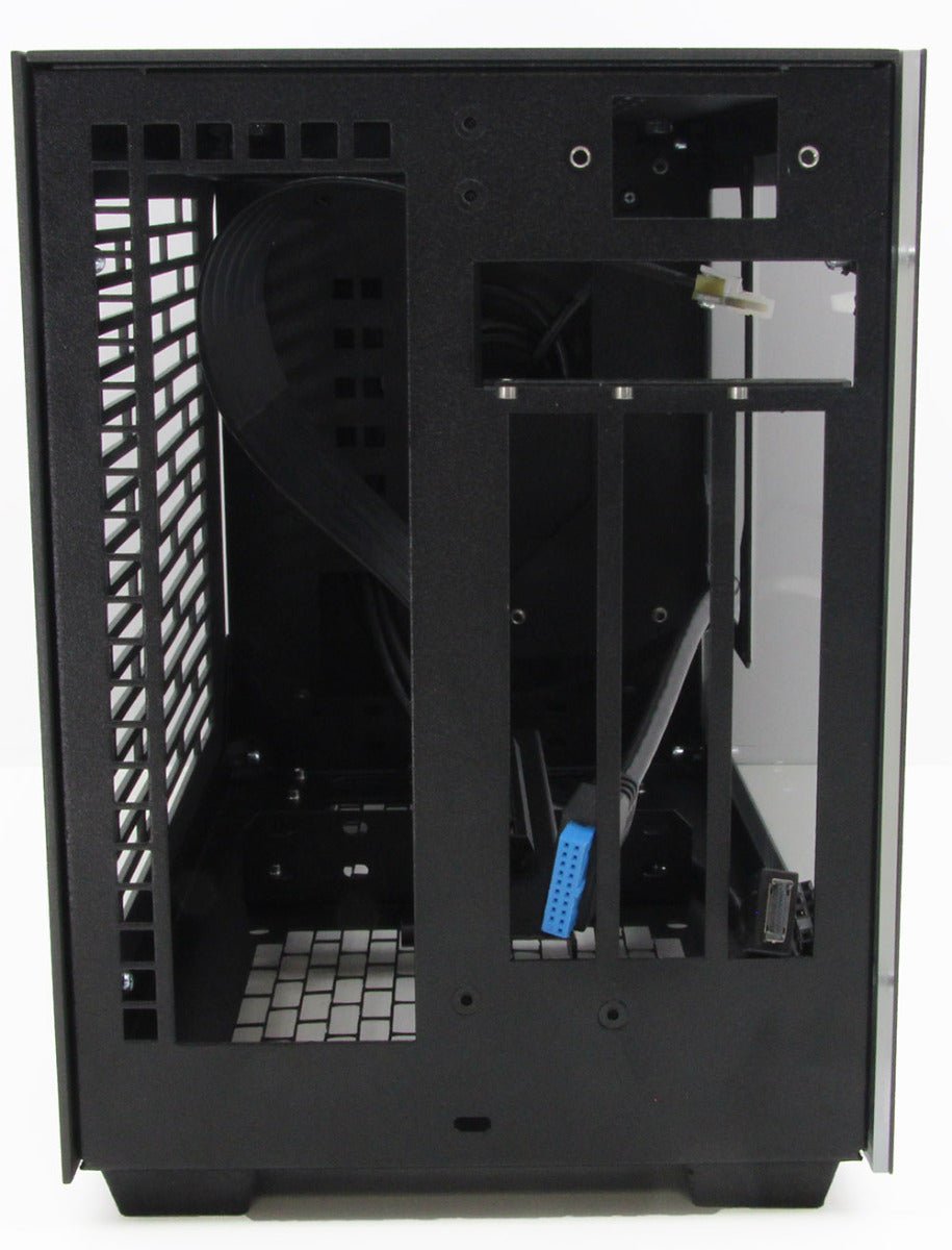 Sliger Sm560... – Performance-PCs.com