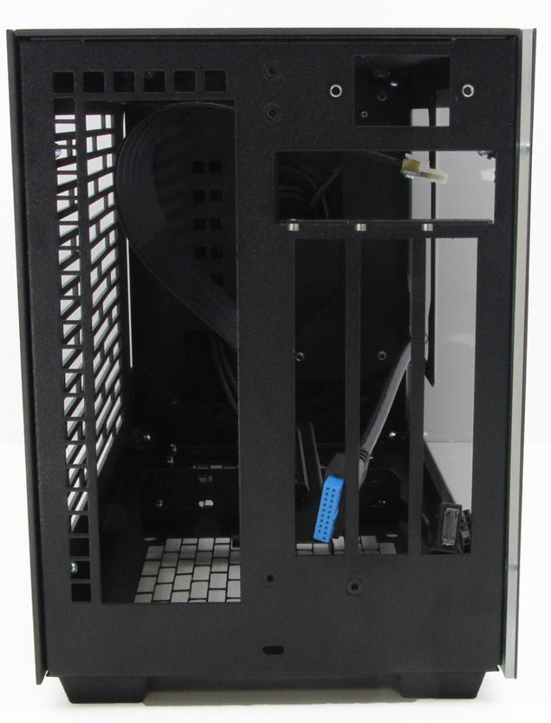 Sliger Sm560... – Performance-PCs.com