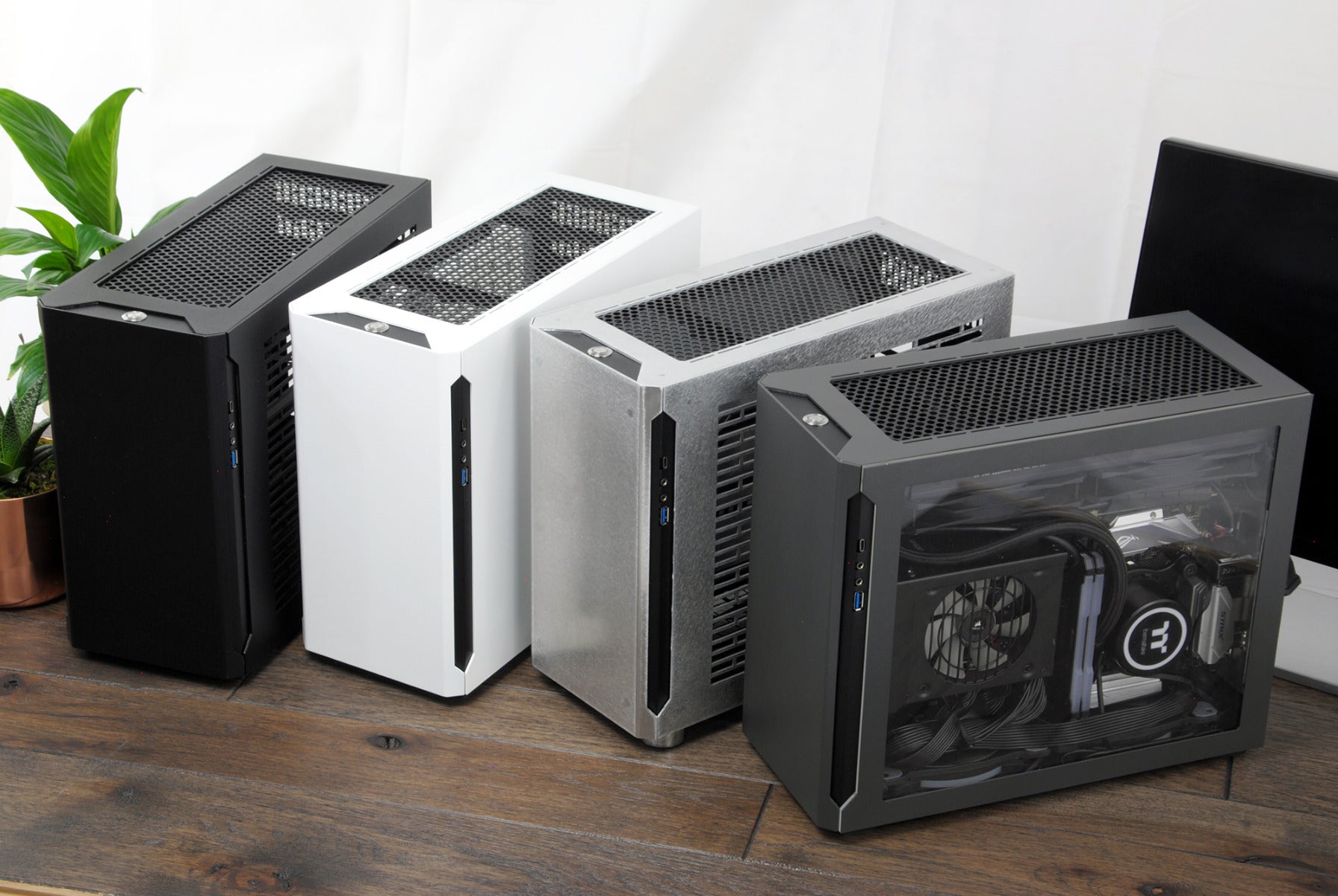 Sliger Sm580... – Performance-PCs.com